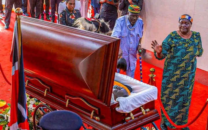 Benson Leparmorijo - African Watch